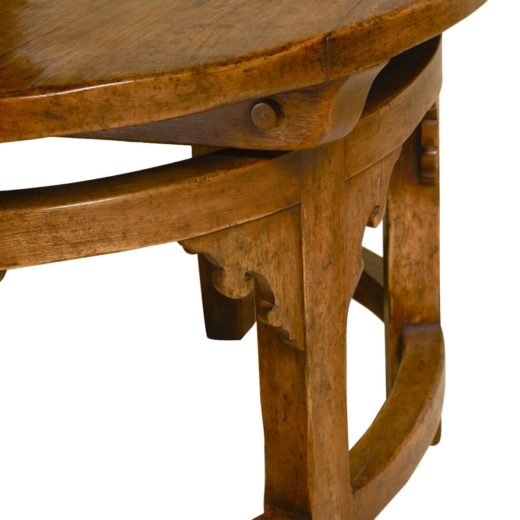 Goult Oval Hall Table - Rose Tarlow